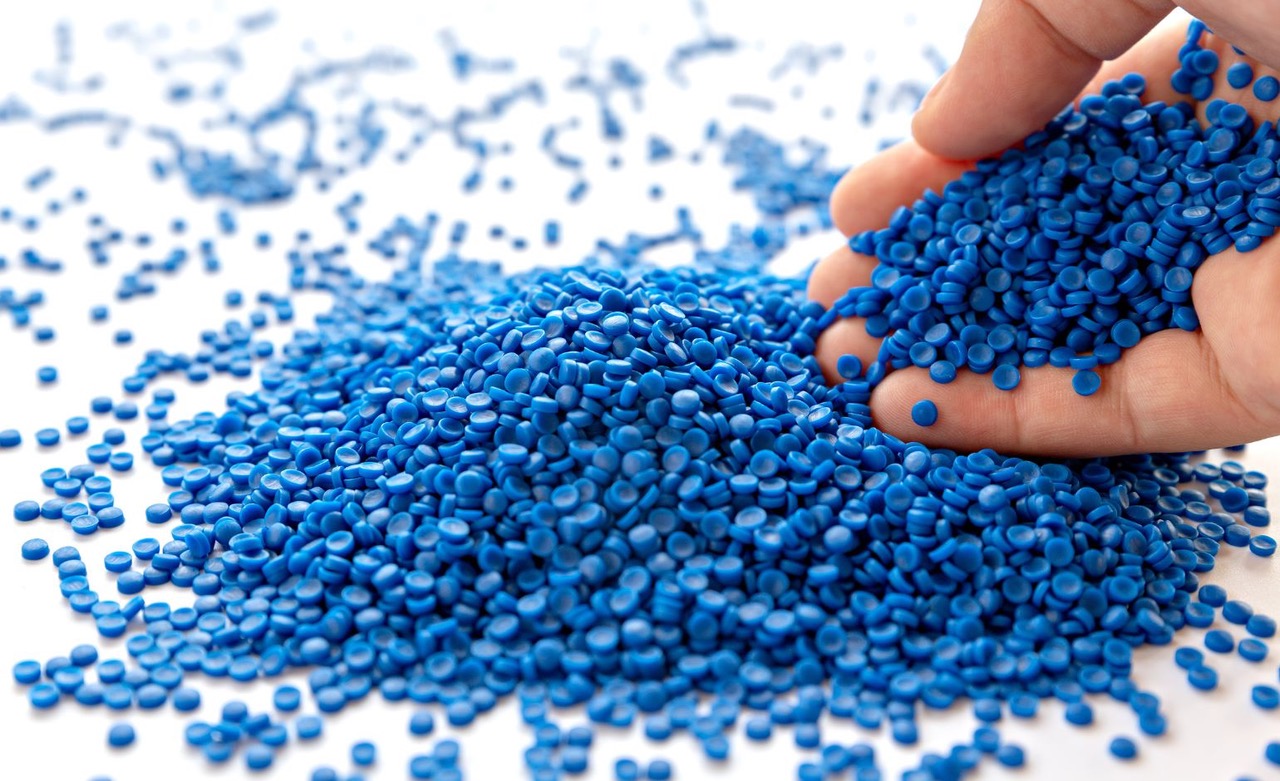 Plastic granules: what are they, applications, our grinding systems ...