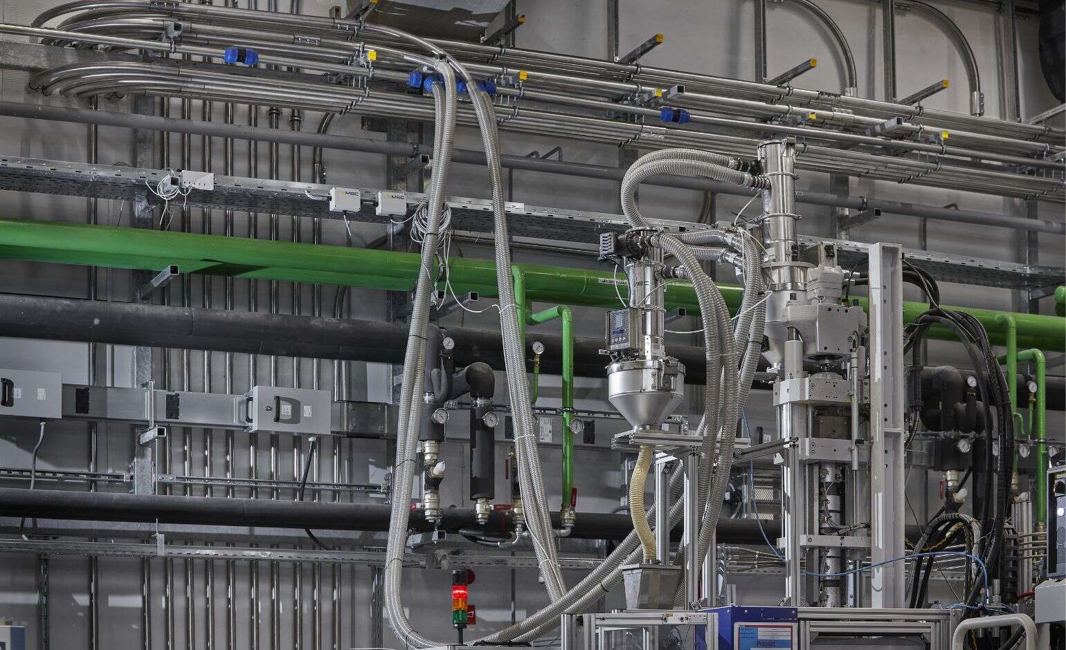 Plastic granule conveying: types and Vismec conveyor systems - Vismec